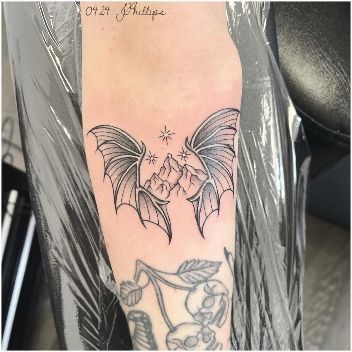 ACOTAR Tattoo Ideas: Inked with Magic, Meaning, and Feyre's Fire ...