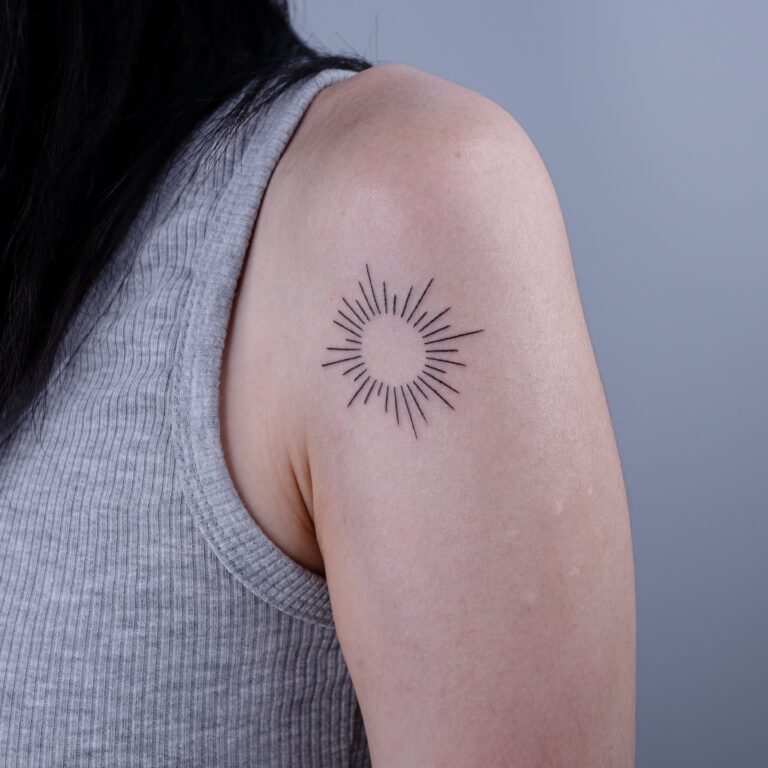 Fine Line Tattoos for Women: Symbols of Elegance, Minimalism, and ...